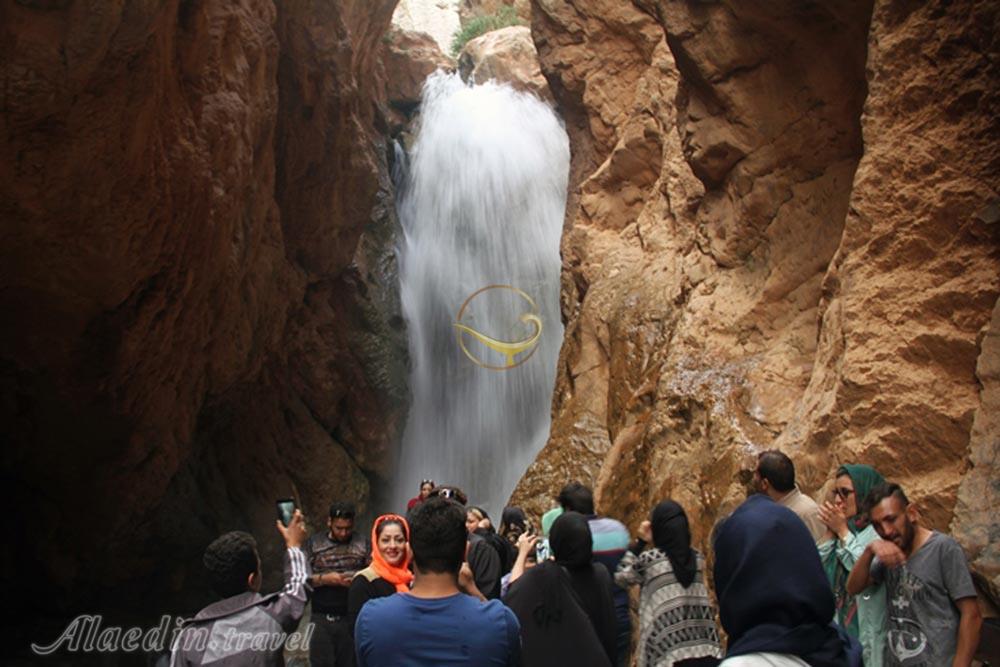 آبشار تنگه داستان شهر مجن شاهرود دیدنی های شاهرودعلاءالدین